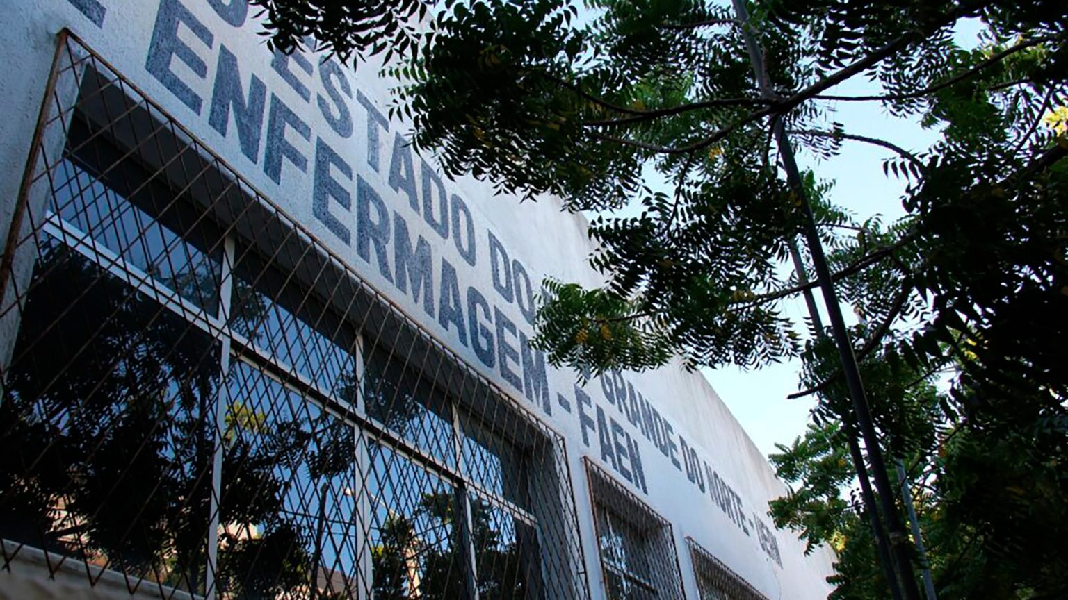 FAEN – Faculdade de Enfermagem